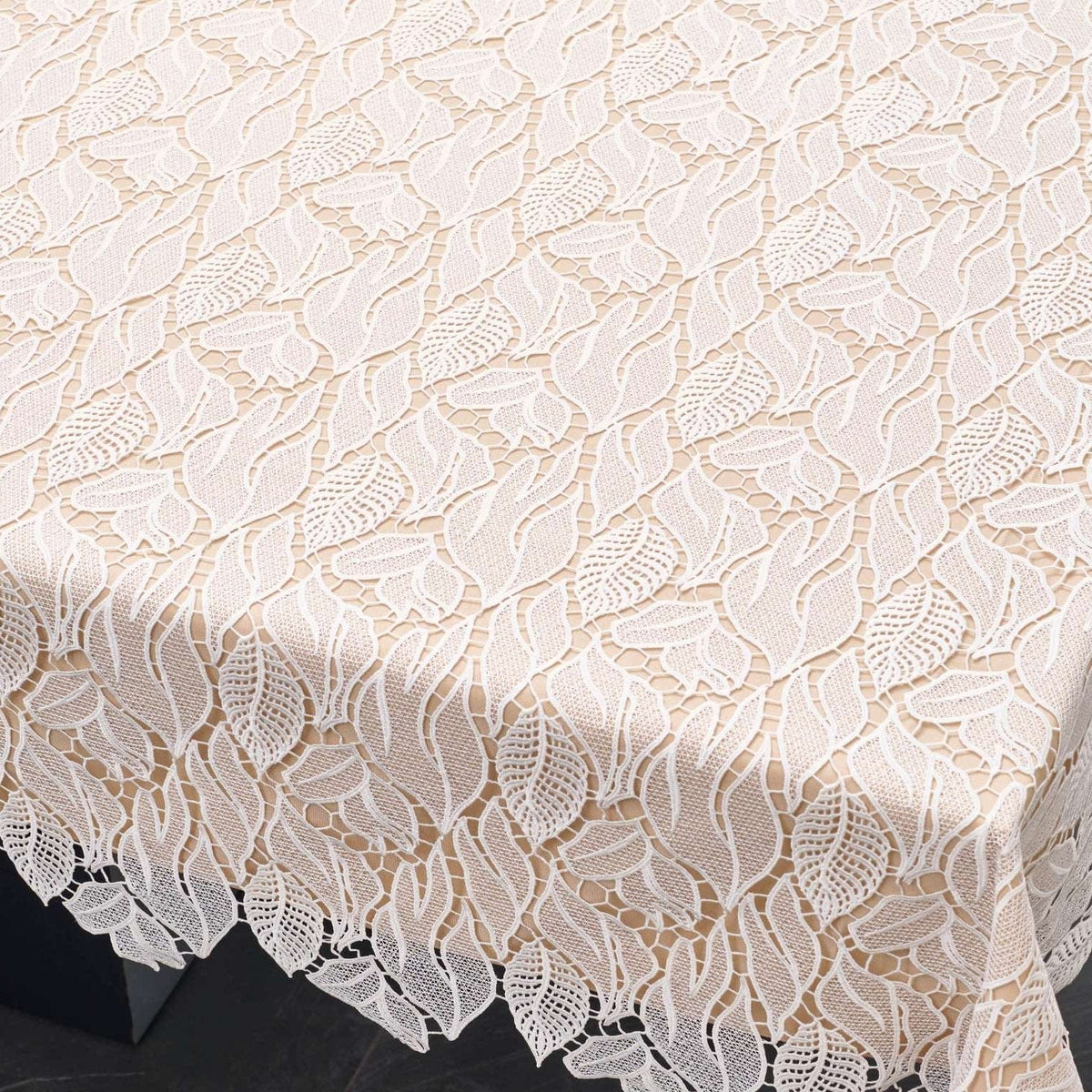 Leaf Lace Tablecloth – Waterdale Collection