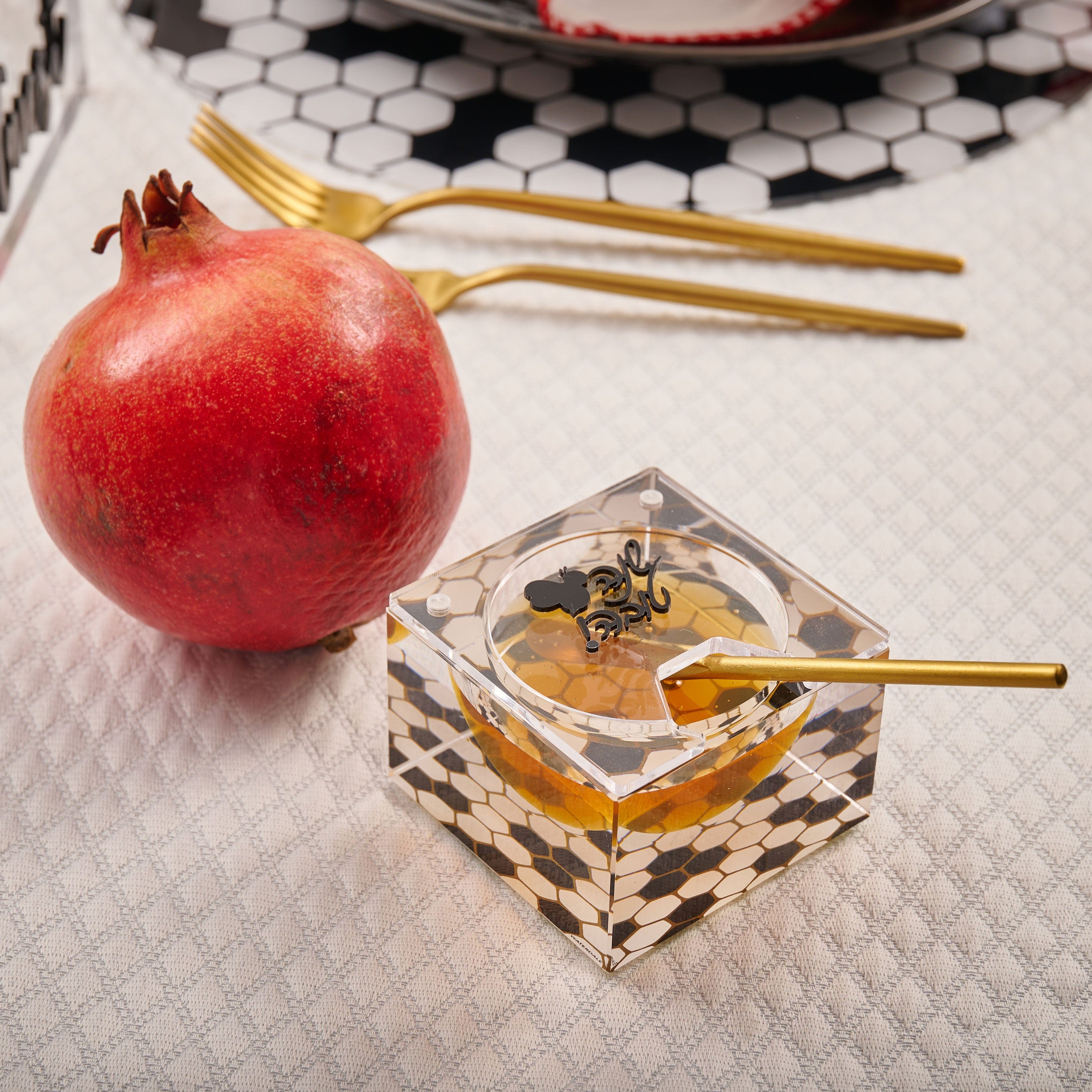 Onyx – Waterdale Collection