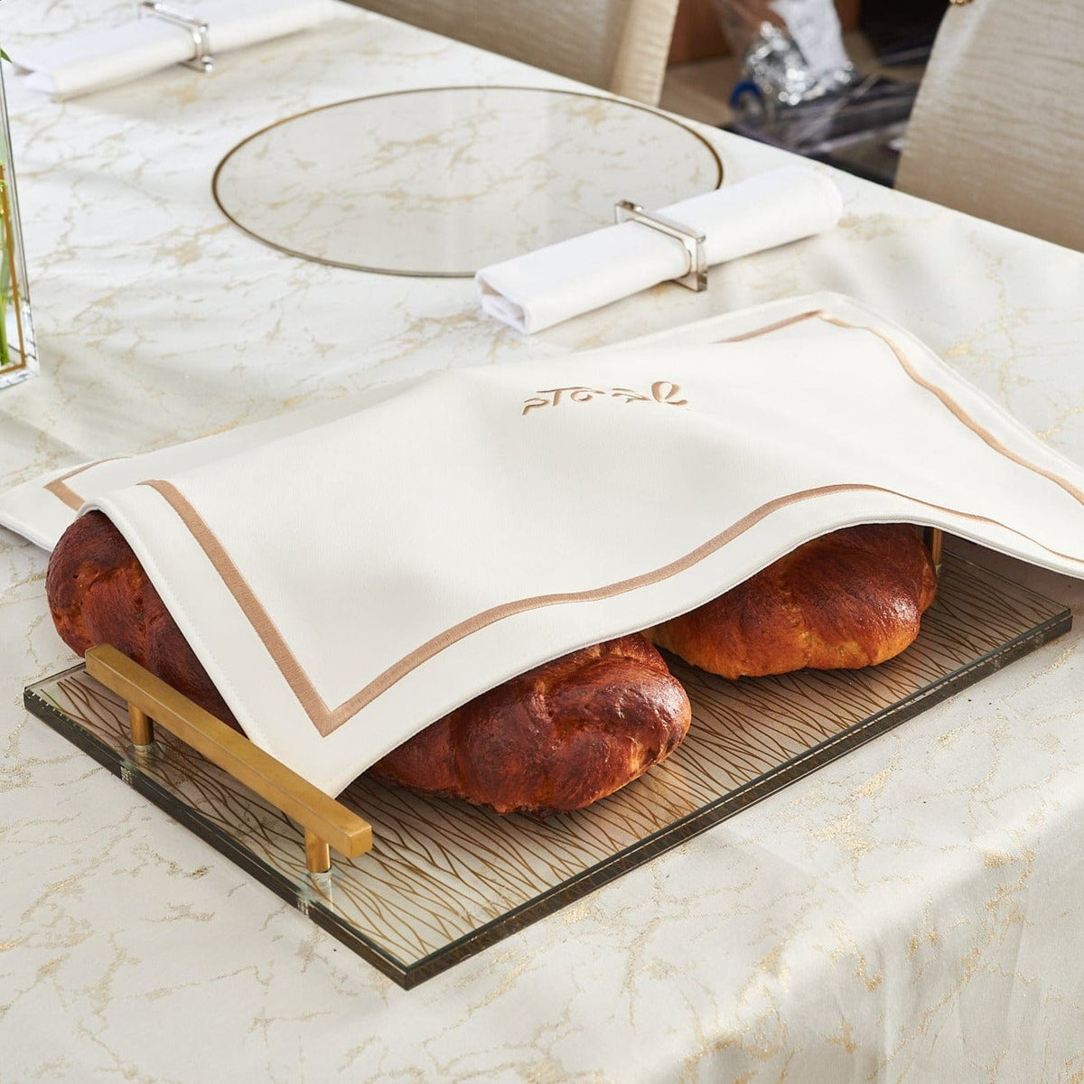 Wave Lucite Challah Board – Waterdale Collection